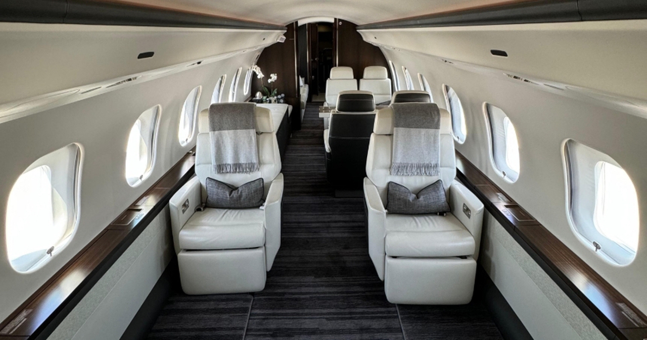 Bombardier Global 6000 9H-TOP — private jet charter, price | JETVIP