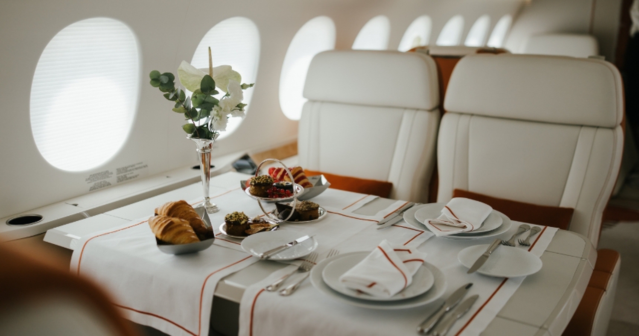 Dassault Aviation Falcon 8X 9H-11MKZ — private jet charter, price | JETVIP
